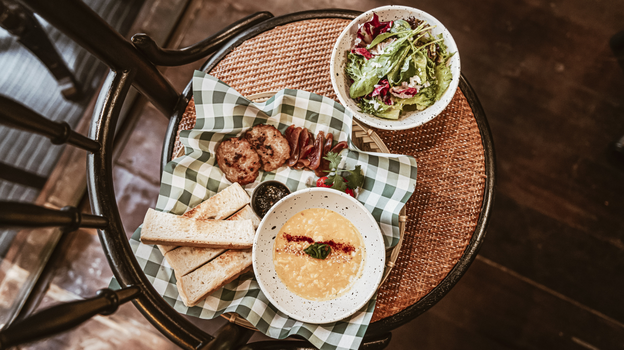 Let's Go Cafe Hopping in Style around Thonglor
